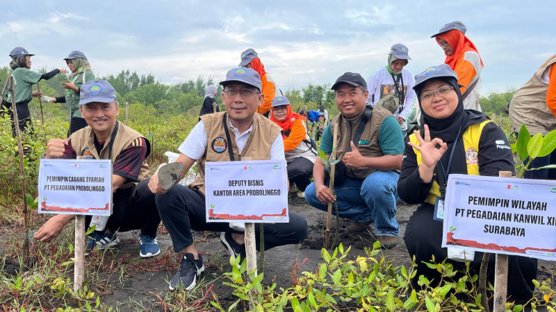 Lindungi Ekosistem Pesisir, Pegadaian dan Forsepsi Tanam Mangrove di ...